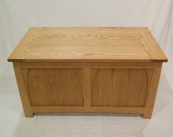 Red cedar chest | Etsy