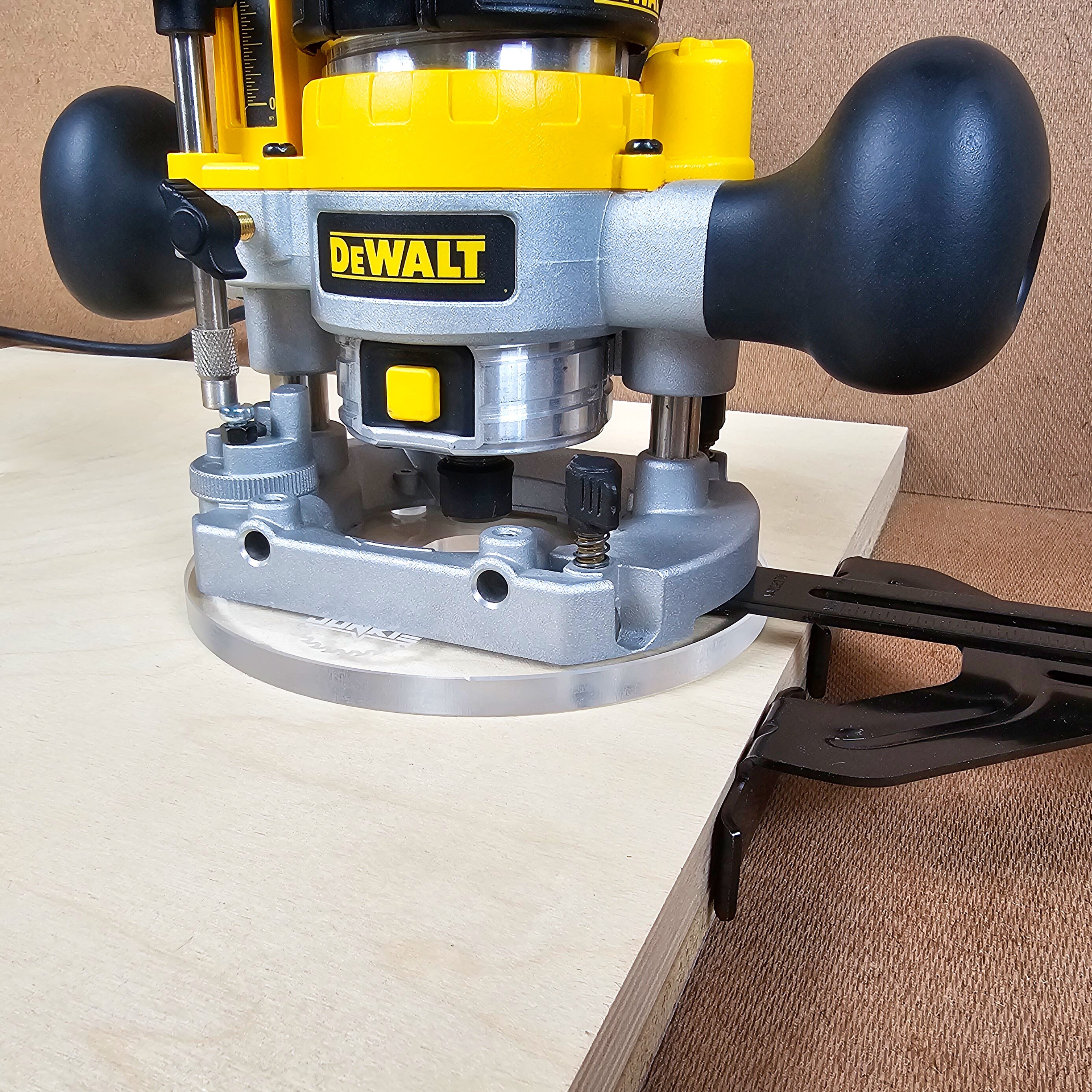 Trimfit Pro™ Dewalt DNP612 | 6in. Round Trim Router Base Plate | Guide ...