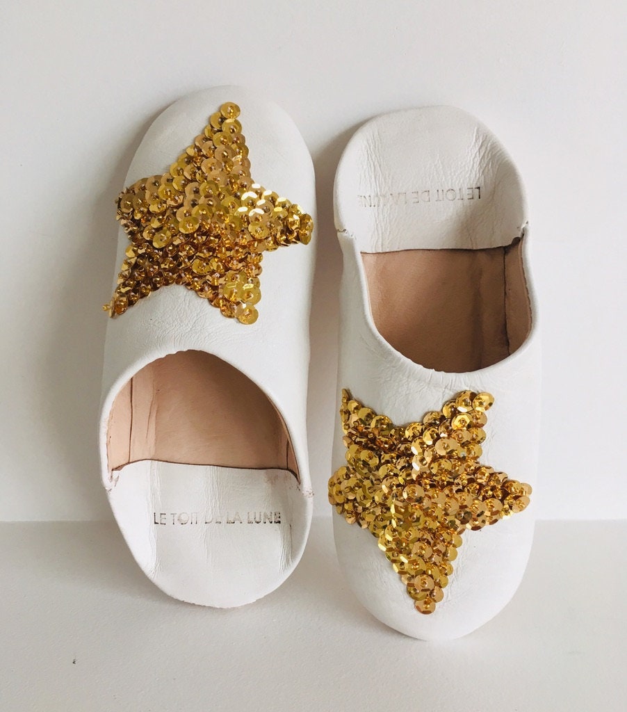 Round Slippers in White Leather, Embroidered With Gold Sequins for ...