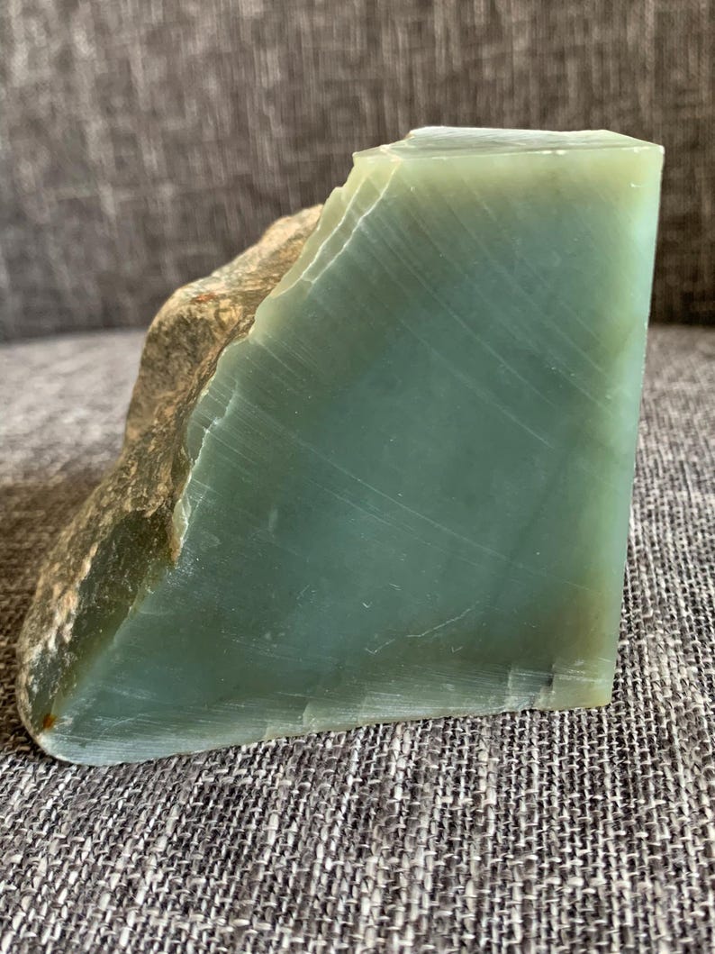 Siberian Green Nephrite High Quality Jade Rough Stone 100% Natural ...