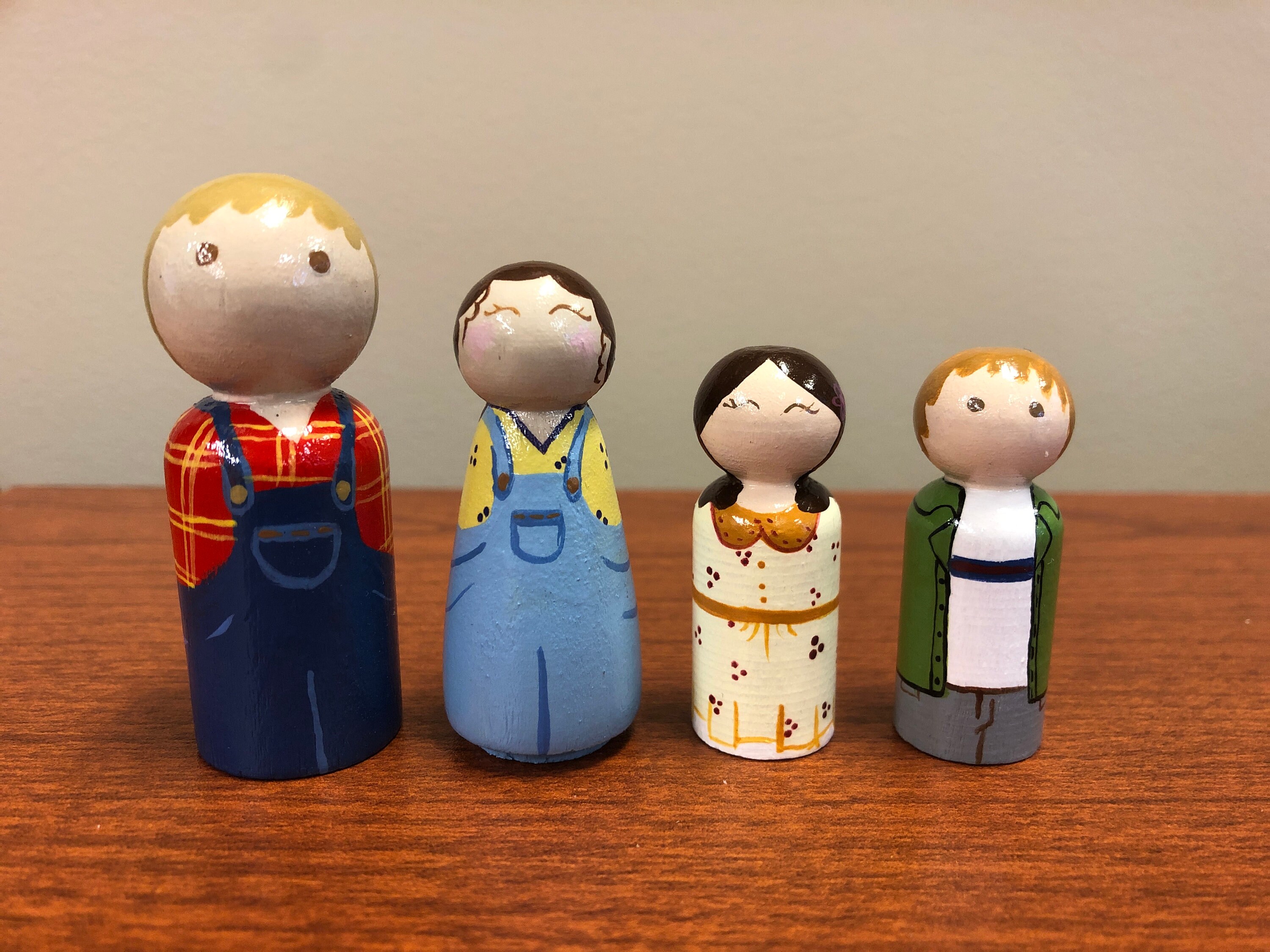 Family Handpainted Wooden Peg Dolls Generic or CUSTOM - Etsy