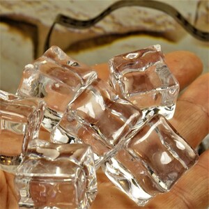 2 Cm CLEAR ICE CUBES, Resin Cubes for Craft, Small Gift Idea for Kids ...