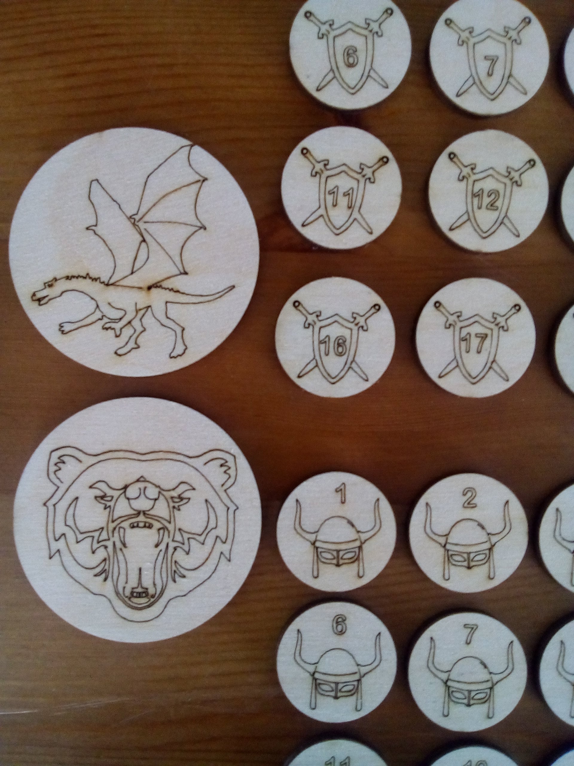 Dnd Tokens D&D Wooden Engraved. Dungeon and Dragons Set - Etsy