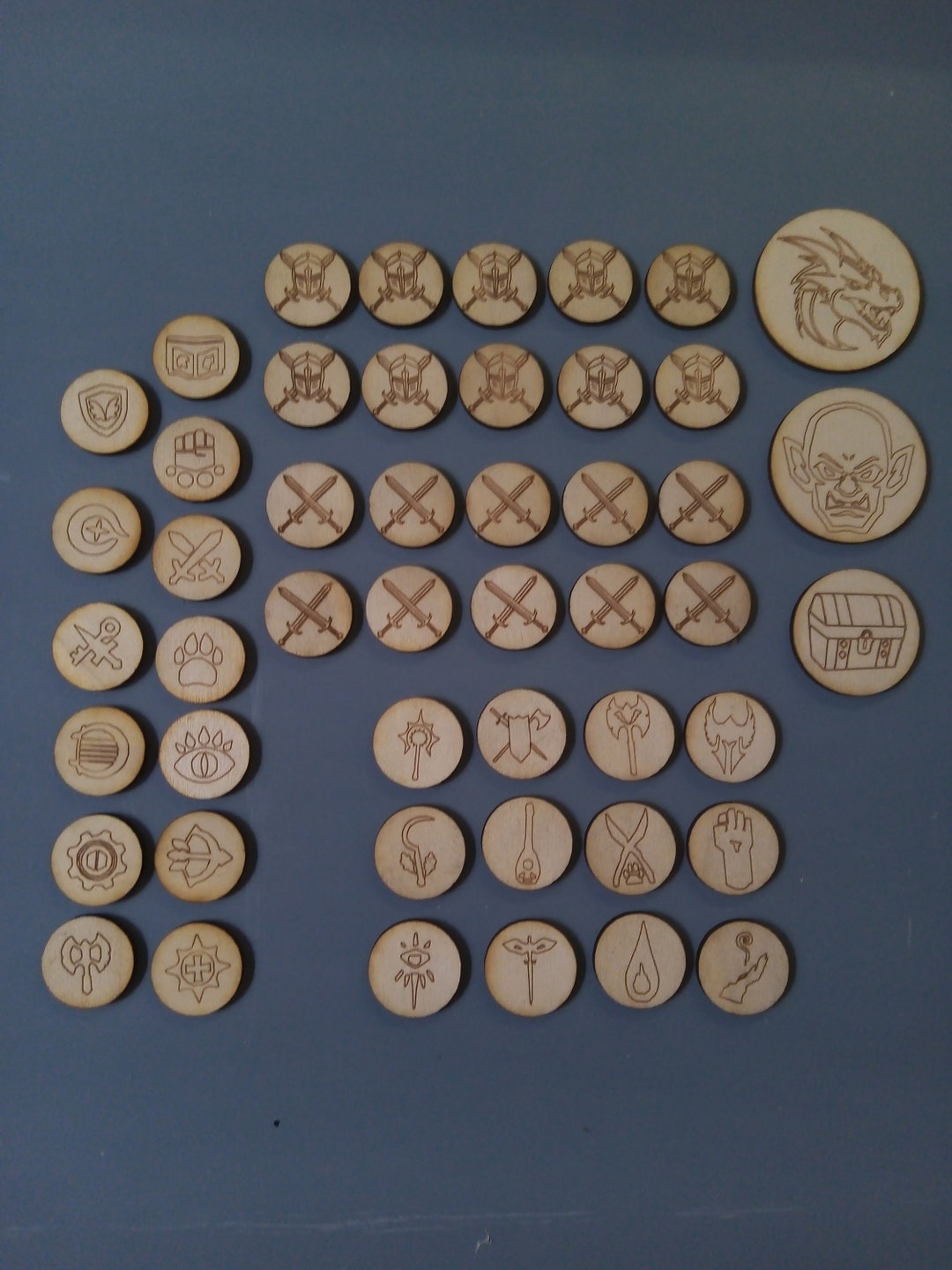 Dnd Tokens, D&D Wooden, Engraved. Dungeon and Dragons Set. - Etsy UK