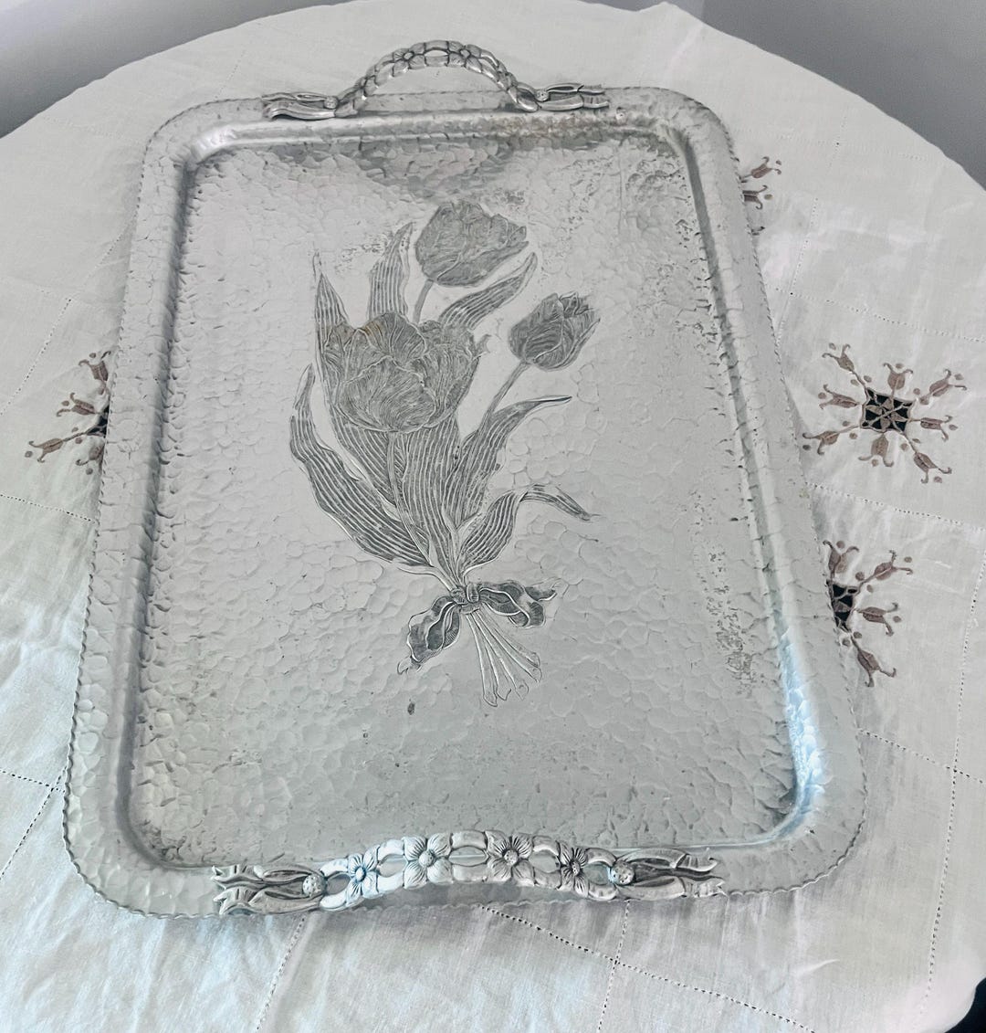 Vintage Rodney Kent Hammered Aluminum Serving Tray - Tulip Design ...