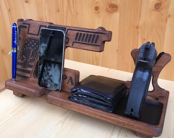 Gun Lover Gift. Gun Gifts for Men. Watch Display 50th Birthday | Etsy