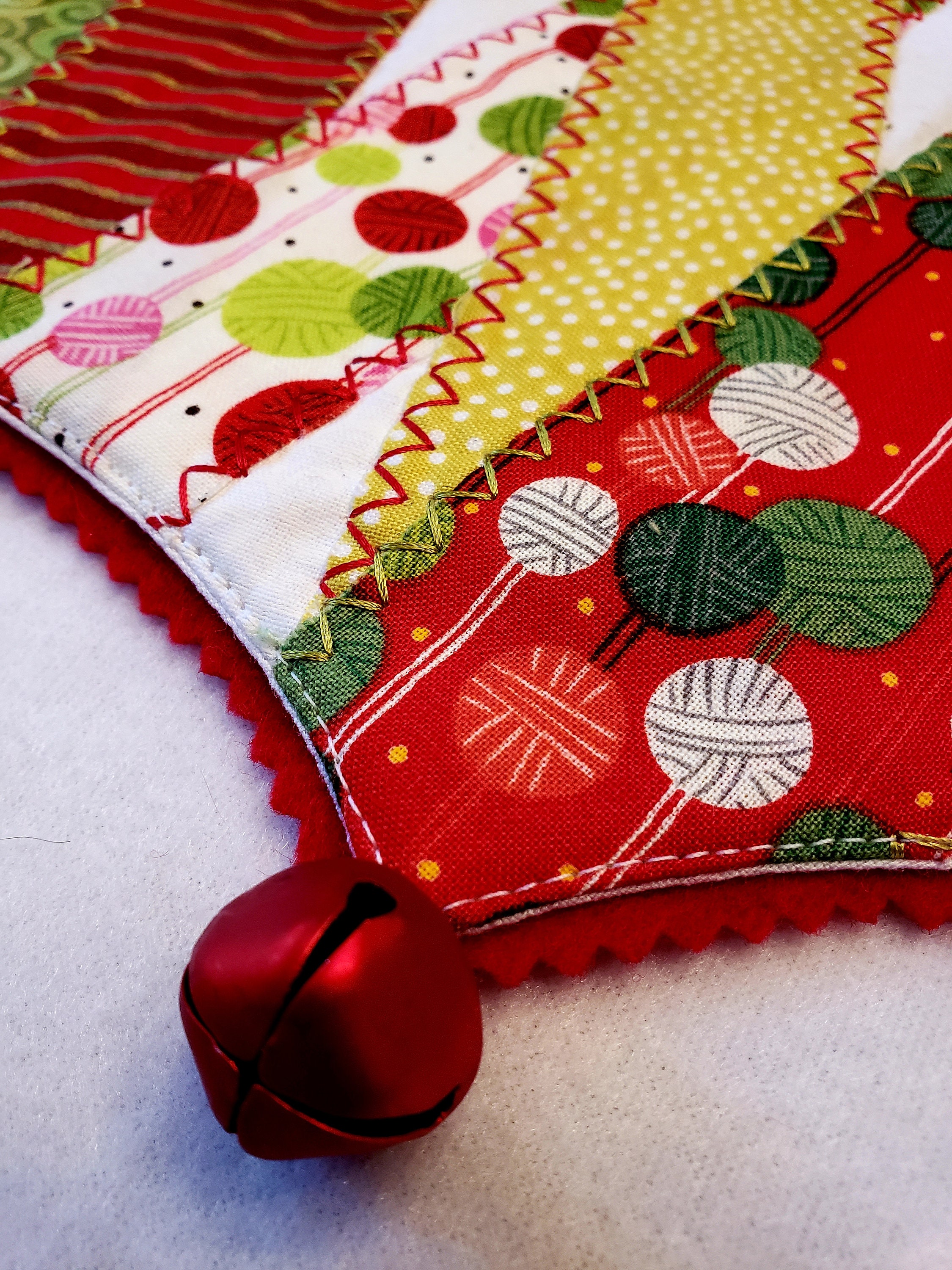 Holiday Table Topper - Etsy