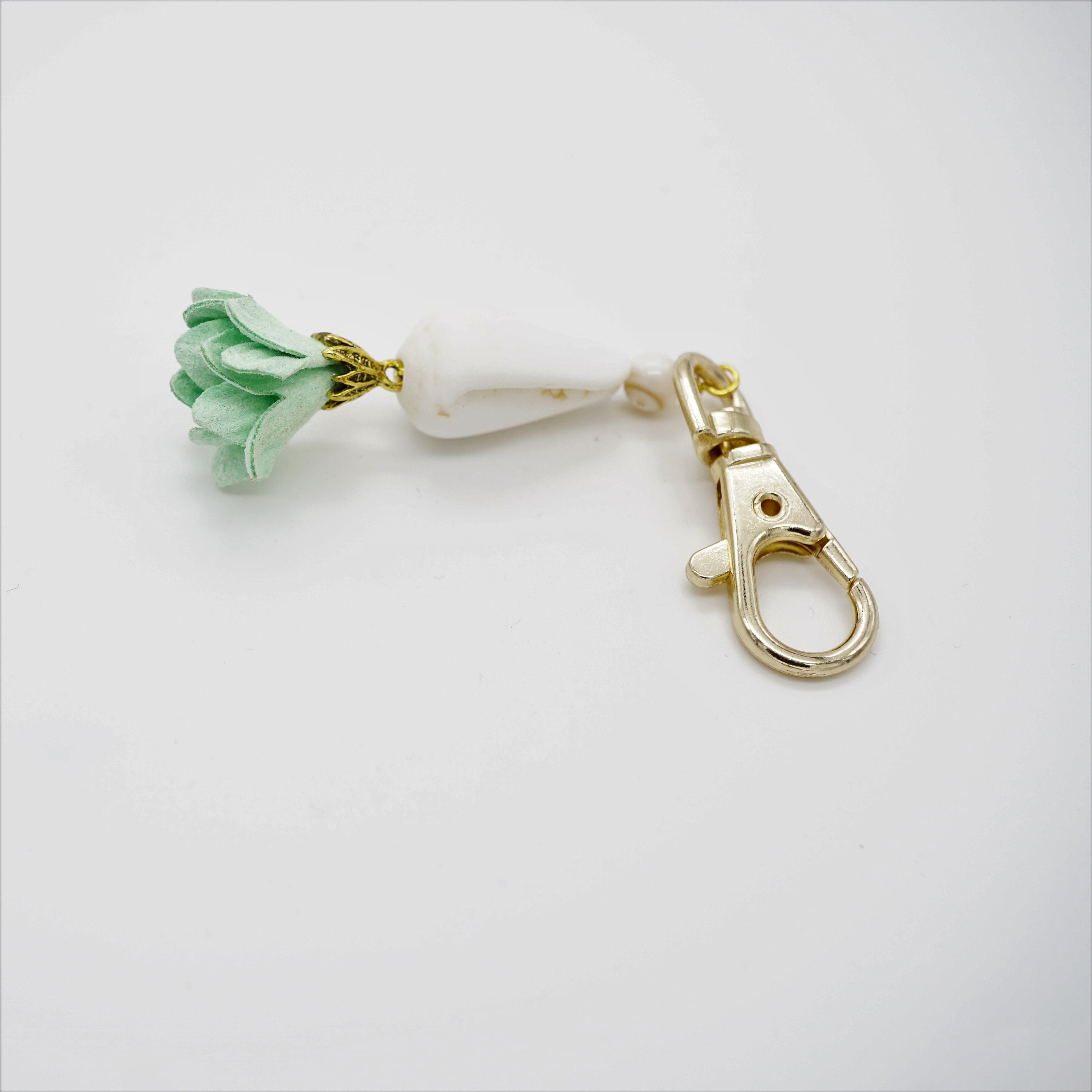 Handbag Accessory Tropical Key Chains, Hawaiian Seashell Key Chain ...