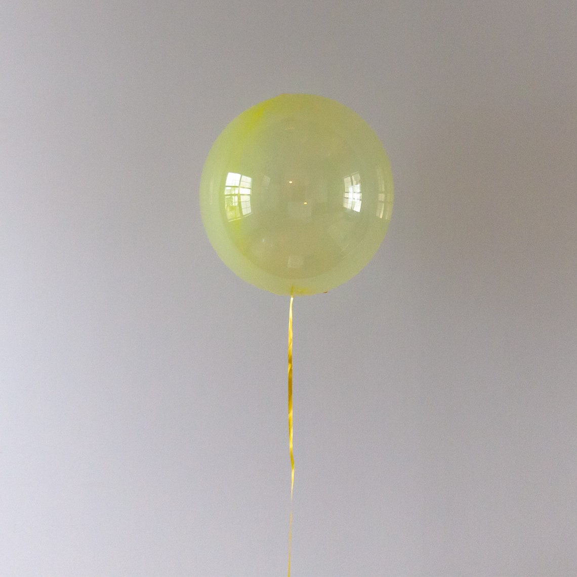 Clear Balloons, Yellow Clear Balloons, Bubble Balloons, Round Balloons ...