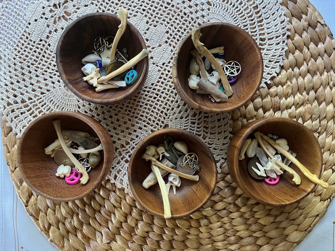 Bone Throwing Set With Wood Bowl / Charm Casting / Crystals / Animal ...