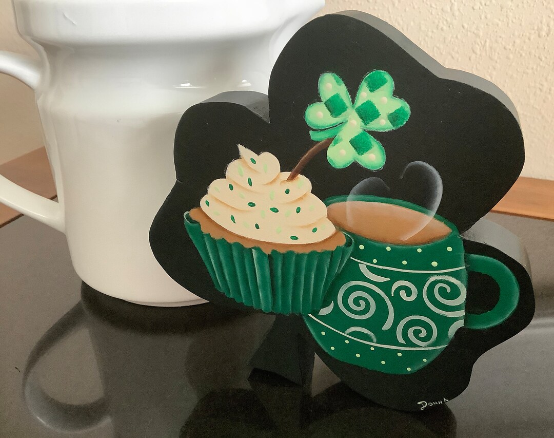 Shamrock Shelf Sitter, Wooden Shamrock Cut From 1 Inch Pine, Based on a ...