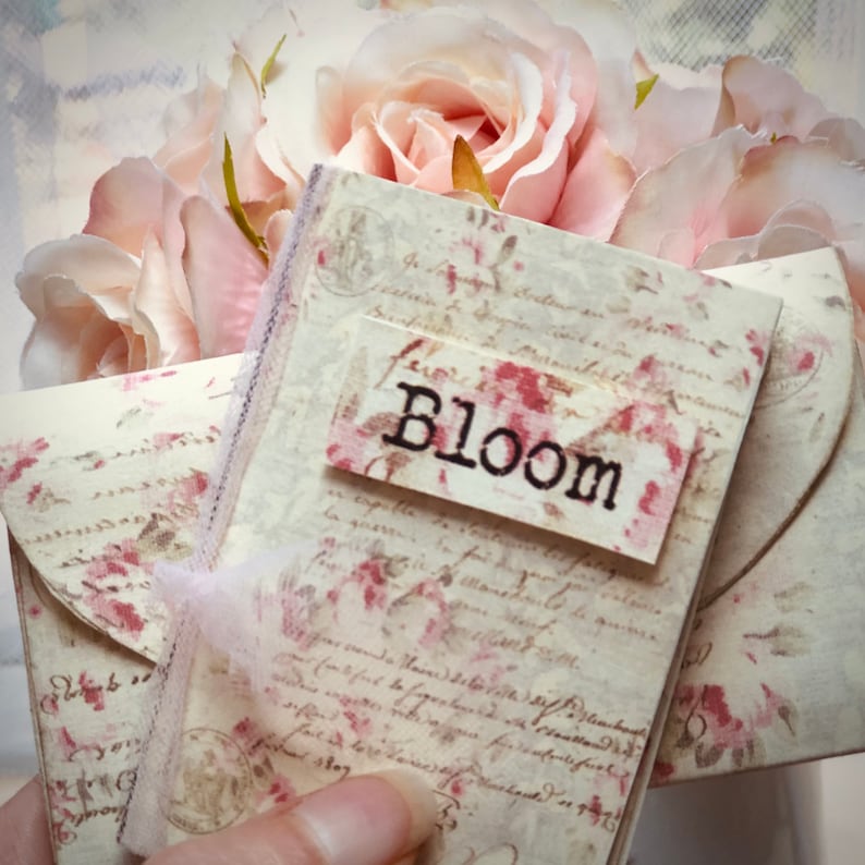 Pocket Size Vintage Roses Mini DIY Book / Printable Digital - Etsy