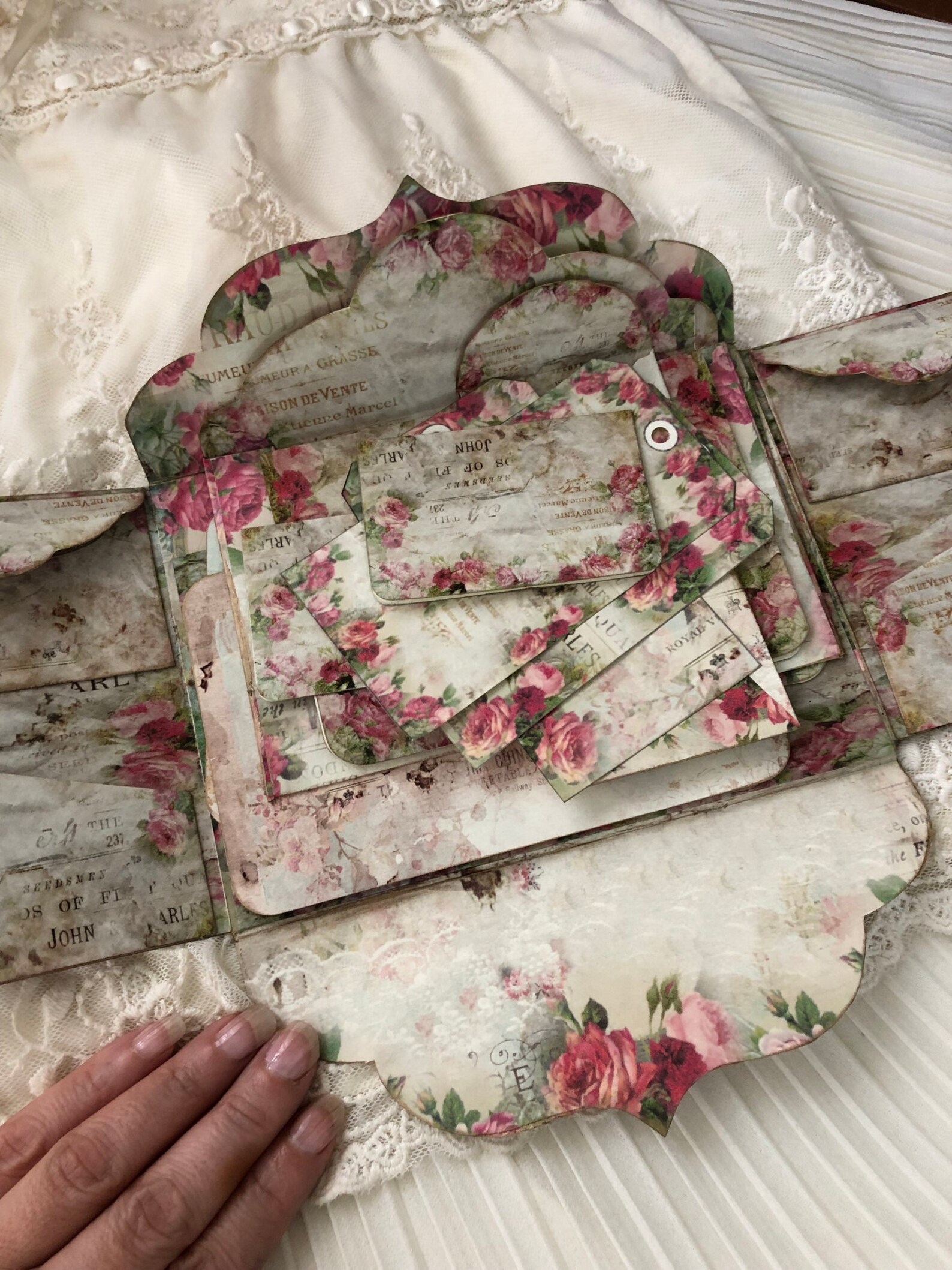 Vintage Roses Folio Folder Journal Wallet / Collage Sheets Digital ...