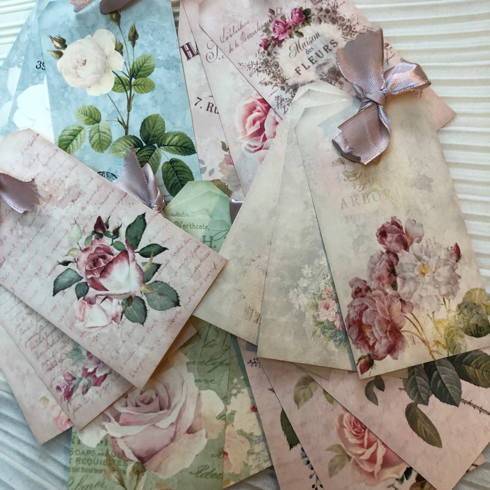 Printable Vintage Roses Tags / Shabby Gift Labels / Instant Download ...