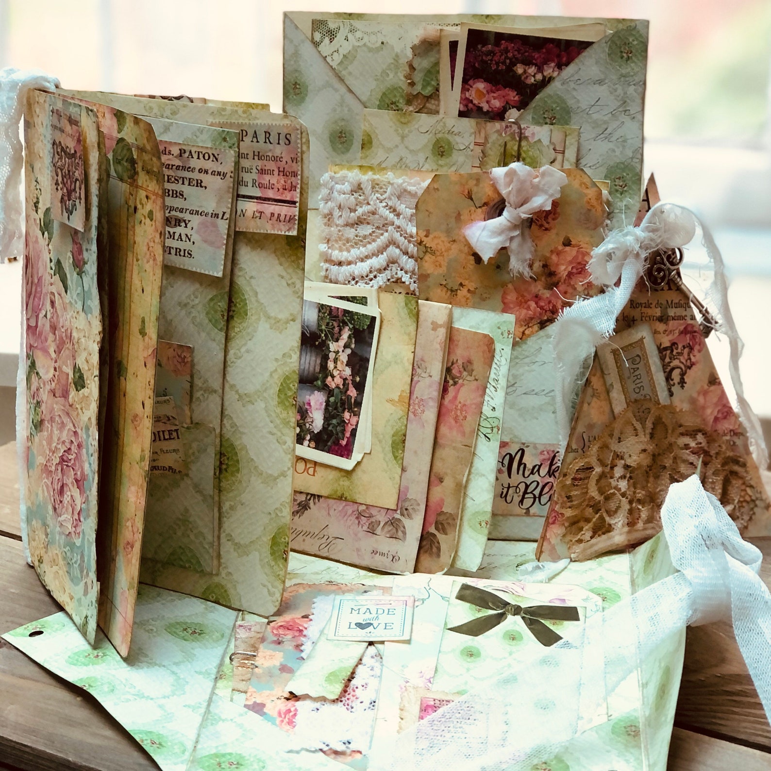 Tri Fold Folio Junk Journal / Vintage Letters and Roses Folder - Etsy UK