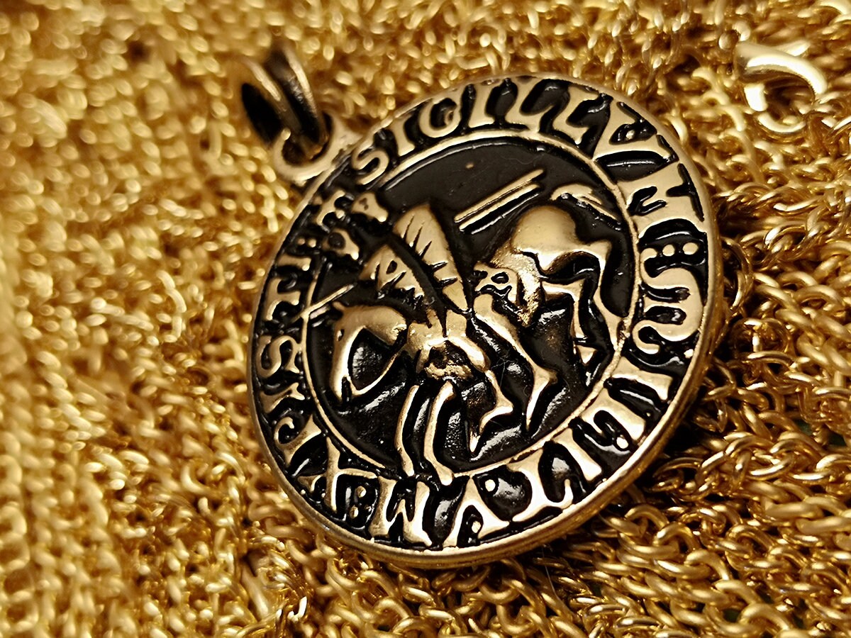 Templar Pendant SEAL OF THE TEMPLARS Gilded Pendant Templar - Etsy