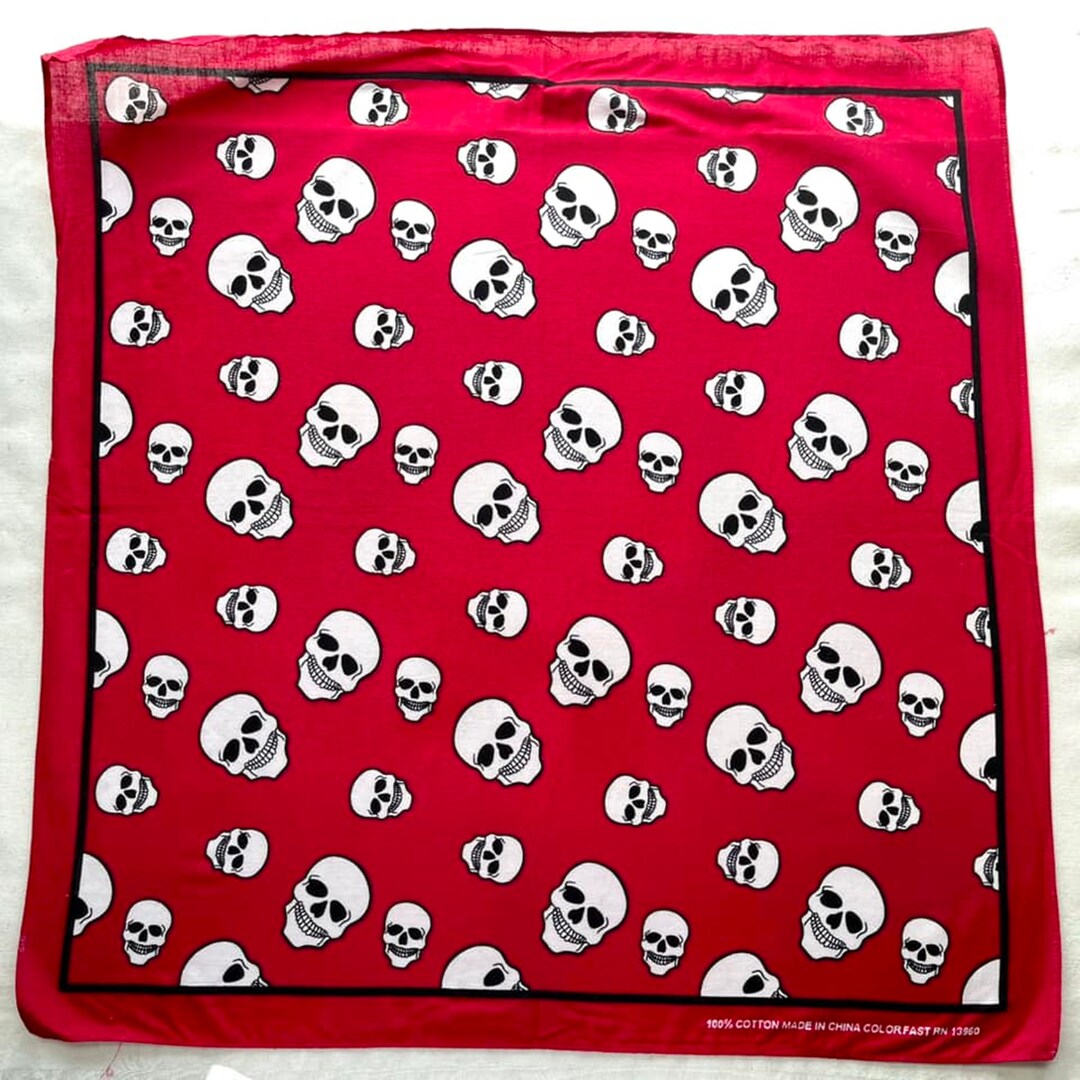 Vintage Skull Handkerchief / Vintage Bone Handkerchief / Vintage Art ...