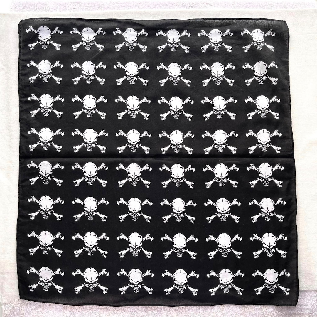 Vintage Skull Handkerchief: Bone Art Print, 20"x20" - Etsy UK