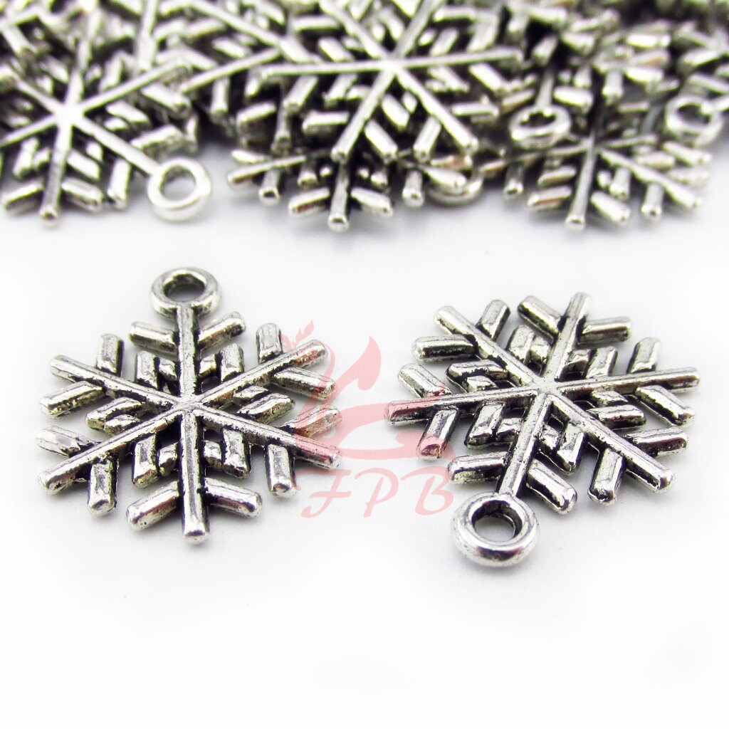 10 Snowflake Charms 19mm Wholesale Antiqued Silver Plated - Etsy