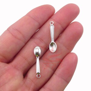 10 Spoon Charms 24mm Wholesale Antiqued Bronze Kitchen Food Pendants ...