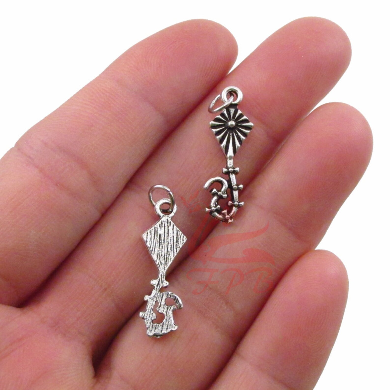 5 Flying Kite Charms 25mm Wholesale Antiqued Silver Plated - Etsy
