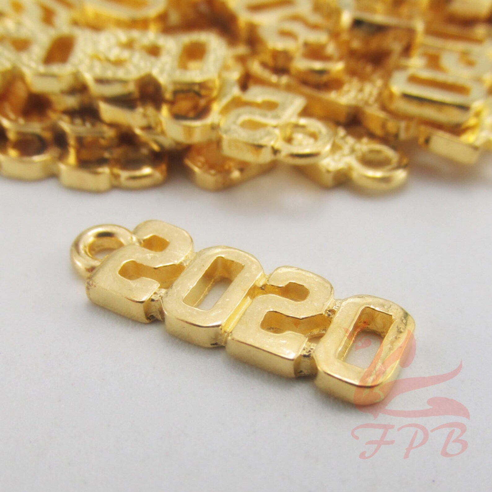 10 Year 2020 Charms 20mm Wholesale Rose Gold Plated Pendants GC0216244 ...