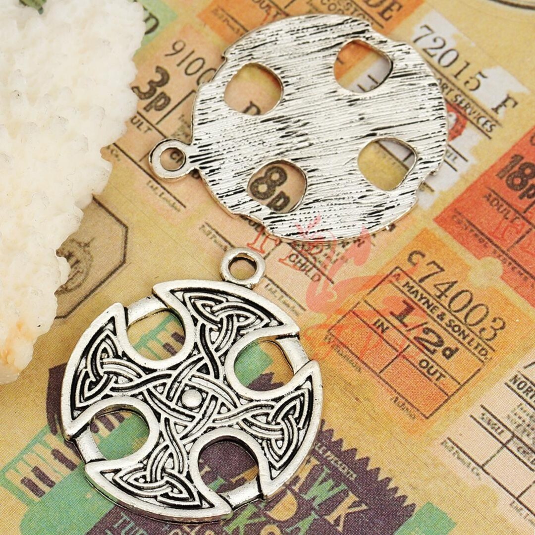 5 Celtic Trinity Knot Charms 32mm Wholesale Antiqued Silver Plated Triquetra Pendants SC0133775 ...