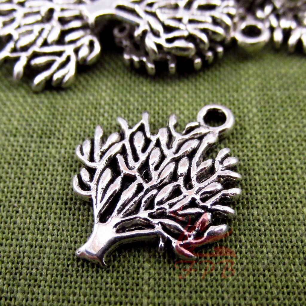 10 Tree of Life Charms 20mm Antiqued Silver Plated Tree - Etsy