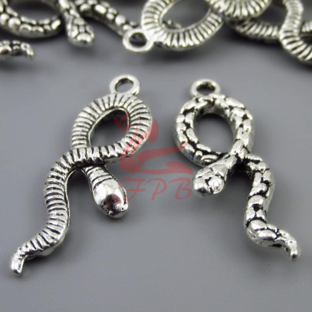 5 Snake Charms 35mm Wholesale Antiqued Silver Plated Pendants SC0022727 ...