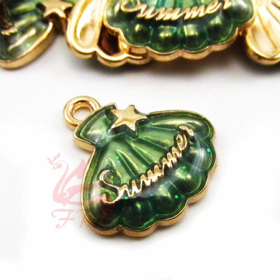 5 Summer Seashell Charms 17mm Wholesale Gold Plated Green - Etsy