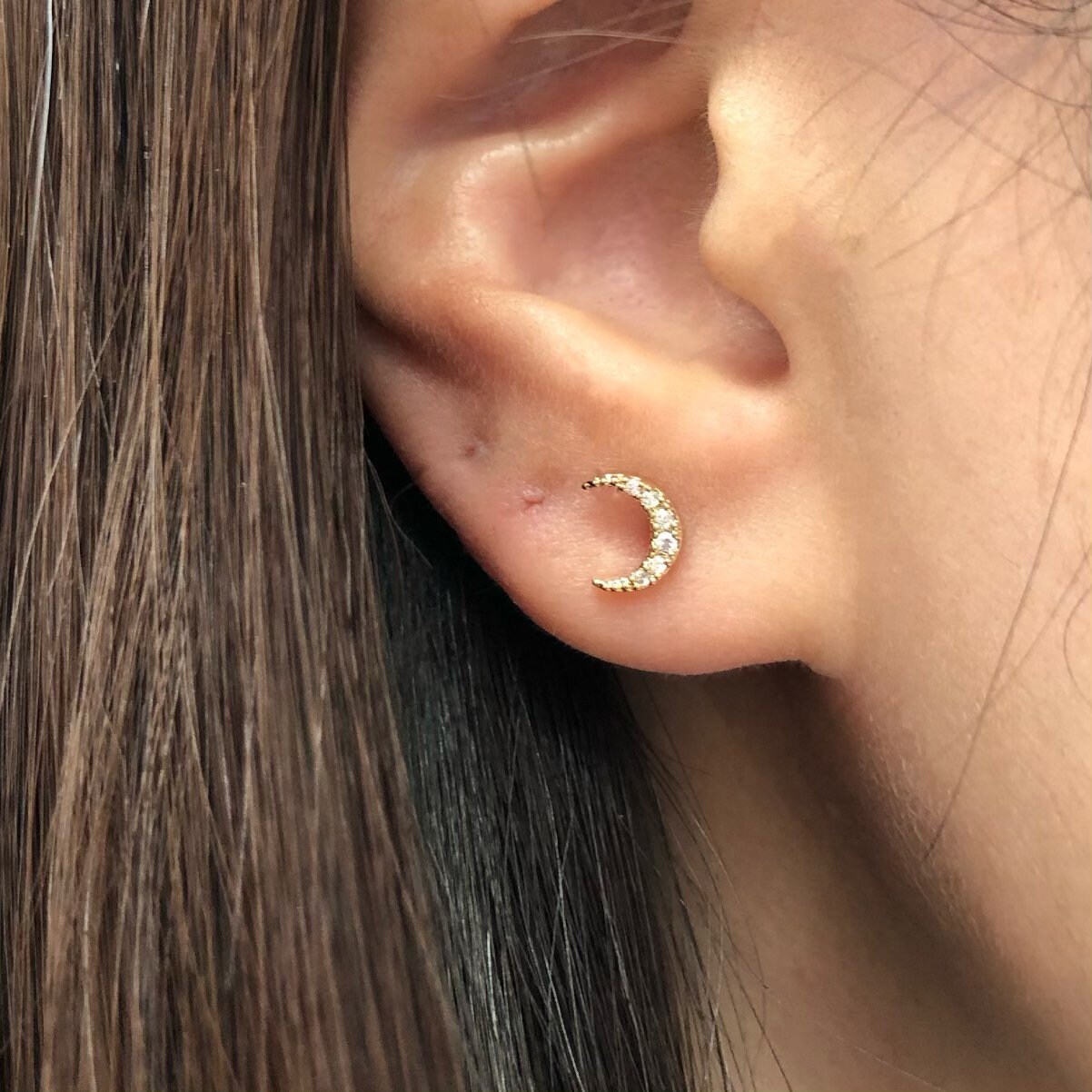 16g Crescent Moon Cartilage Labret Piercing 16g Surgical | Etsy