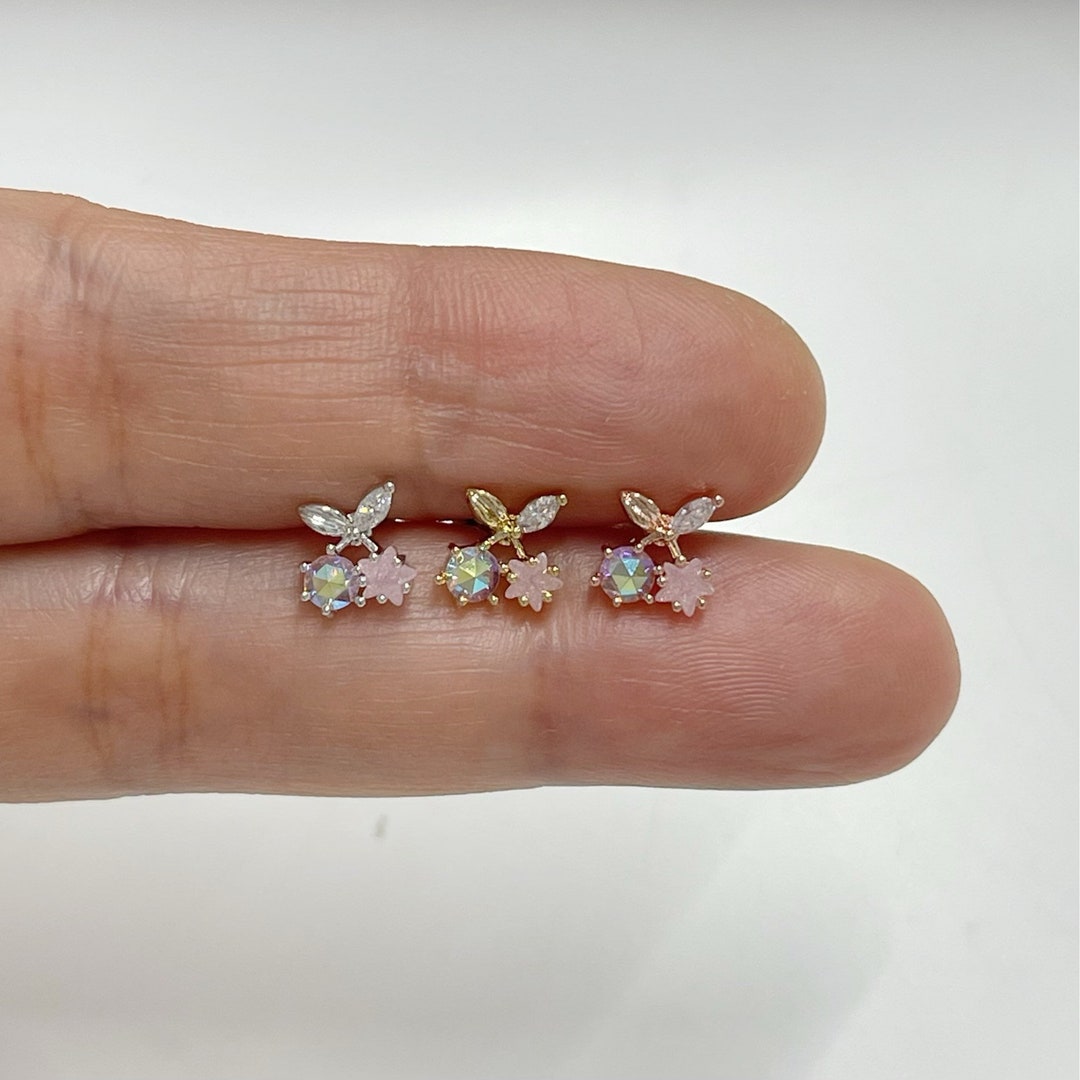 16g Tiny Cherry Piercing, Tragus Piercing, Cartilage, Tragus, Conch ...