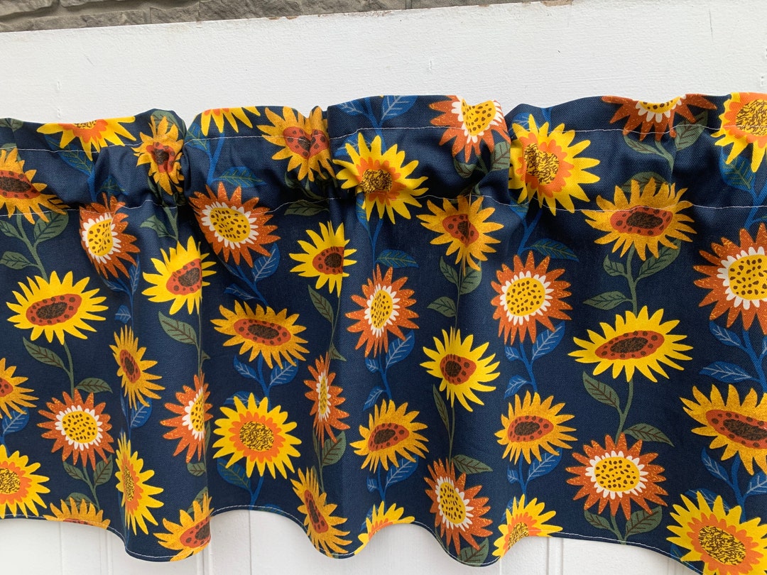 Colorful Golden Yellow Navy Sunflower Animated Country Spring Window ...