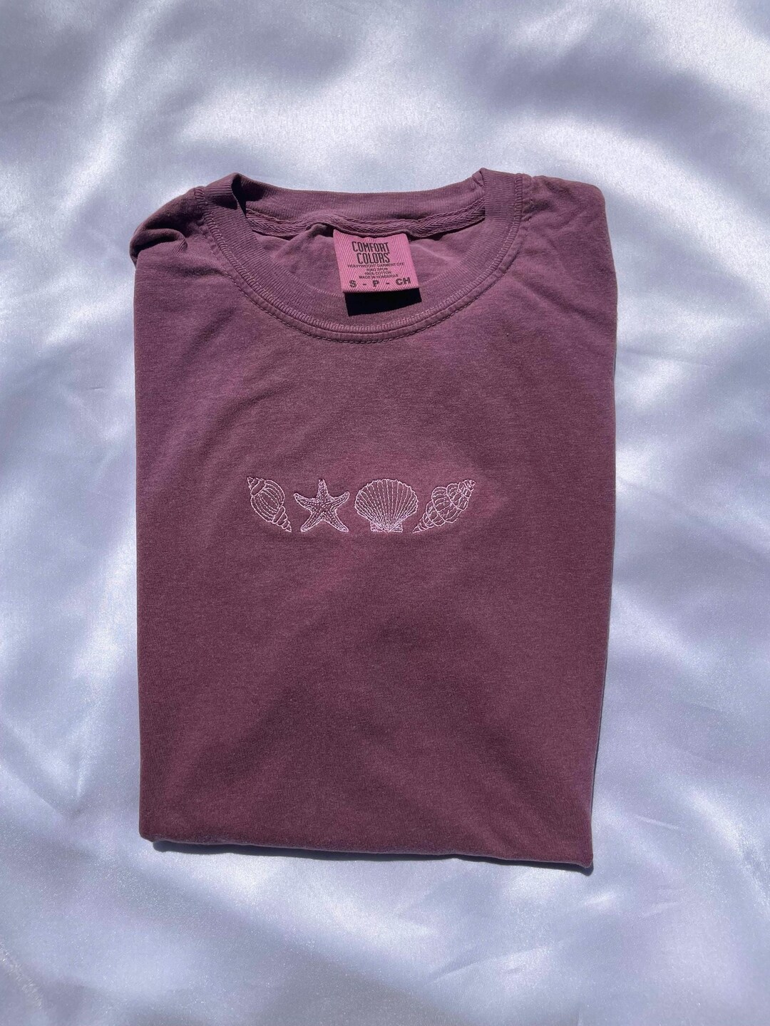 Sea Shell Embroidered T Shirt | Beach Shirt | Beach Lover Gift | Gift ...