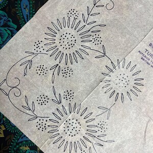 Vintage Hand Embroidery Design Boynton & Turner 12183, Stylised Floral ...