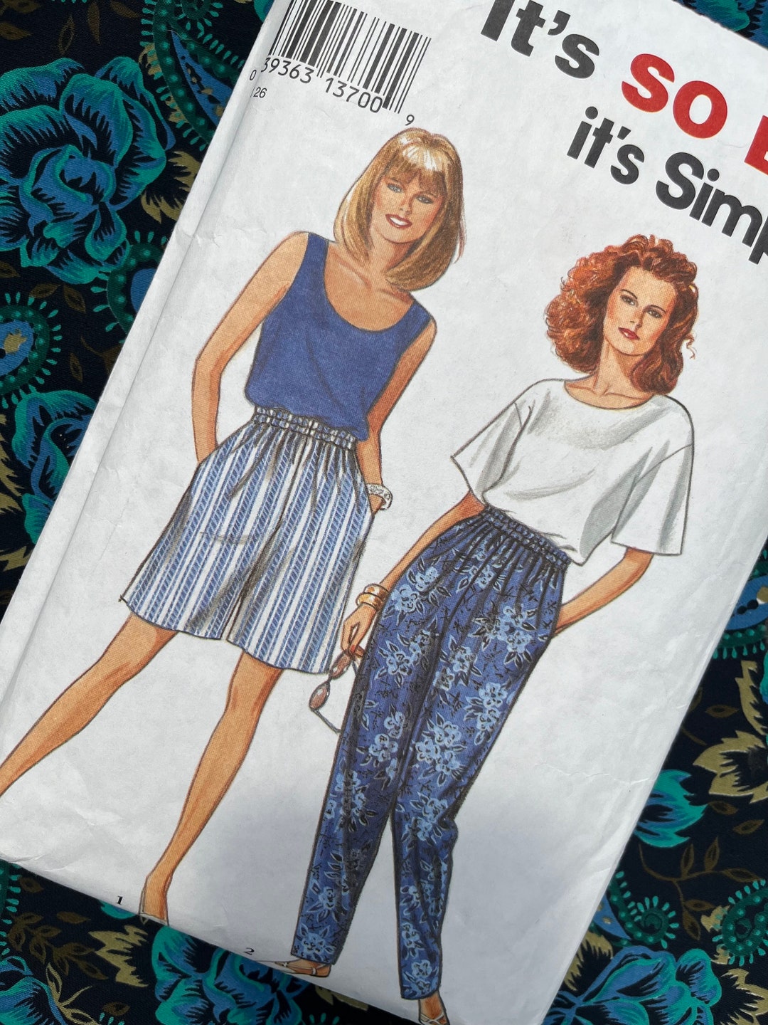 Bust 32.5-42" Vintage Simplicity Sewing Pattern 8254, Ladies T Shirt ...
