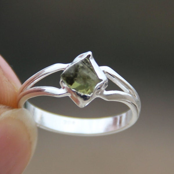 Mysterious Engagement Ring - Etsy