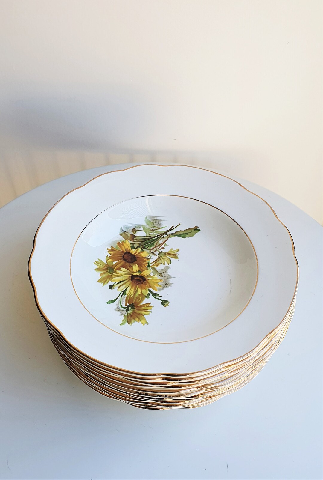 Series of Vintage Plates//flower Plates//daisy Plates//white Plates ...