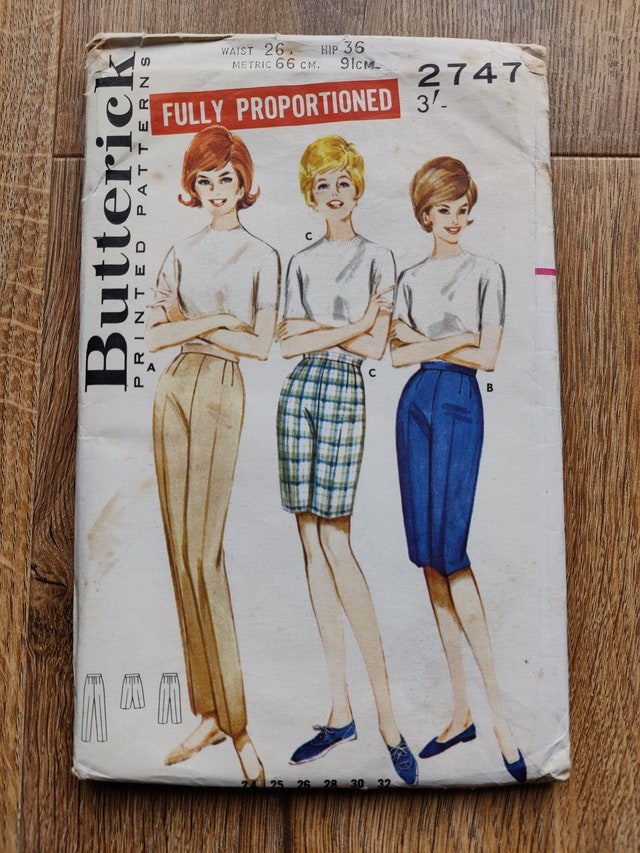 RetroClaude - Etsy UK