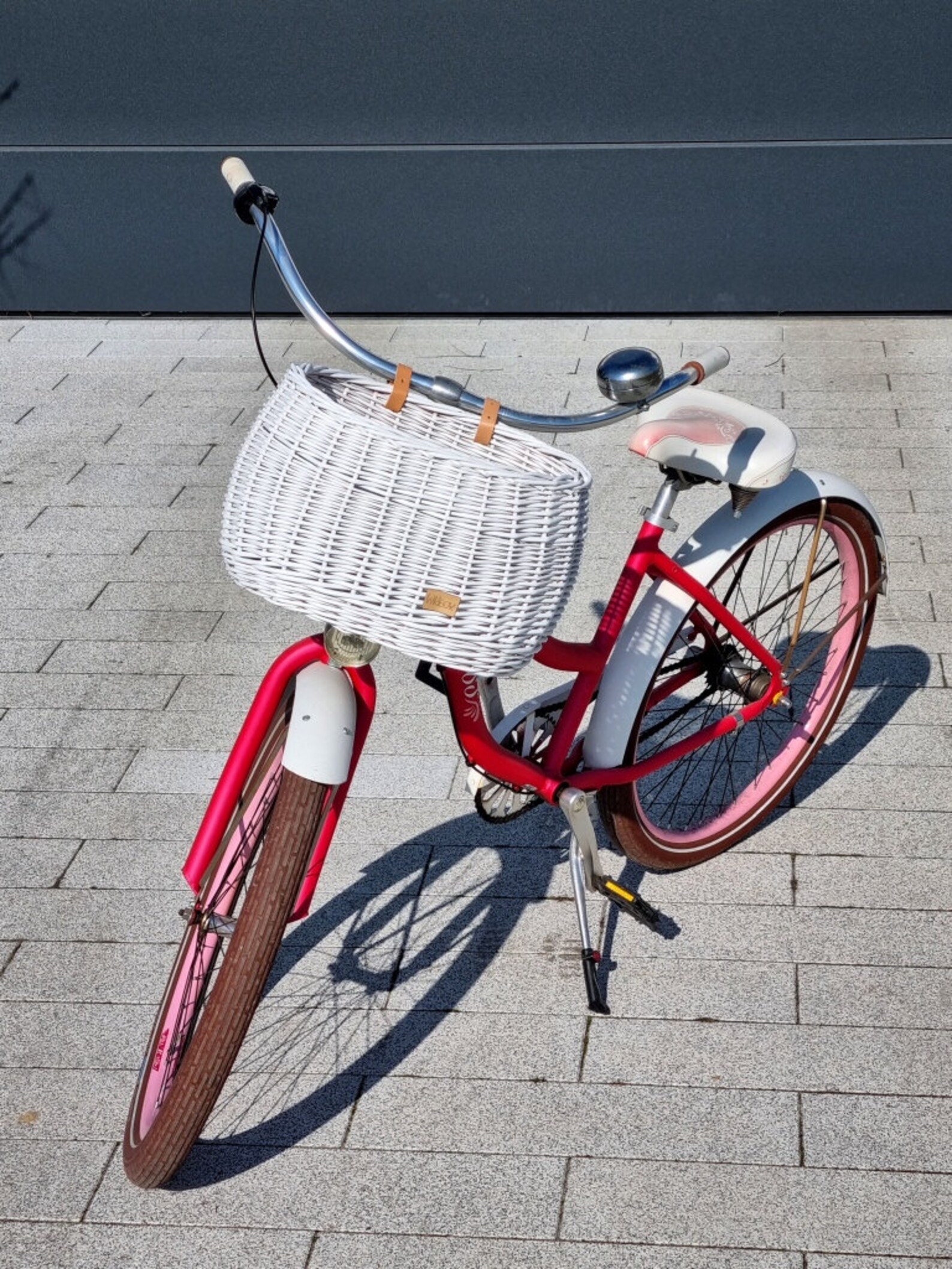 Wiklibox Wicker Bike Basket DUMPY in WHITE Color Mounted on - Etsy
