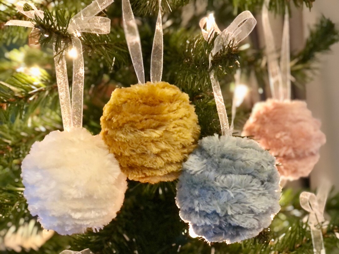 Christmas Tree Ornament Balls - Fluffy Velvet Yarn; Farmhouse Decor ...