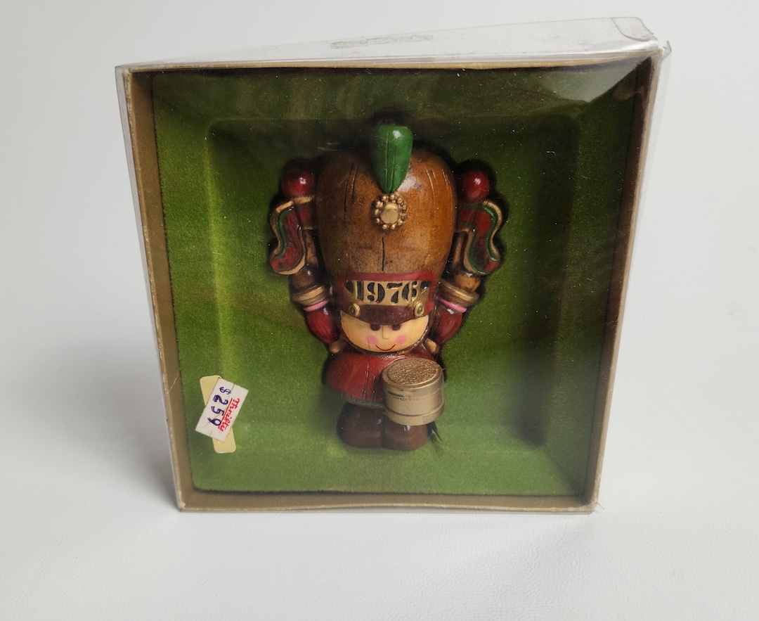 Hallmark Yesteryears Drummer Ornament, Keepsake Ornament, Tree Trimmer ...