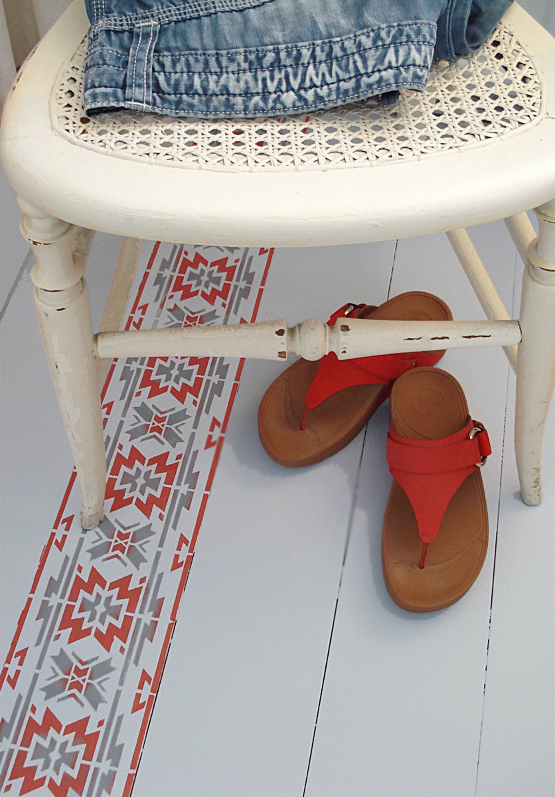 Aztec Border Stencil © - Etsy