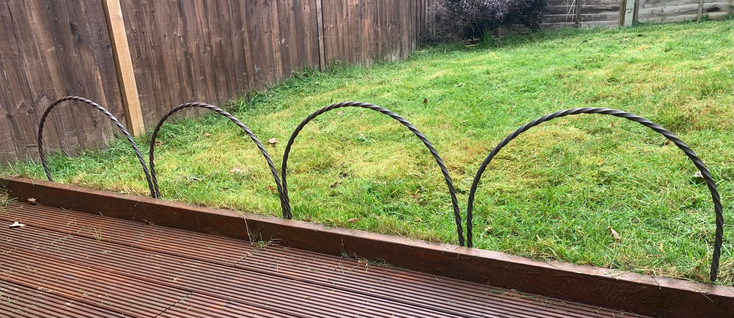 Ornate Wrought Iron Twisted Bar 50cm Border Decorative Garden Edging ...