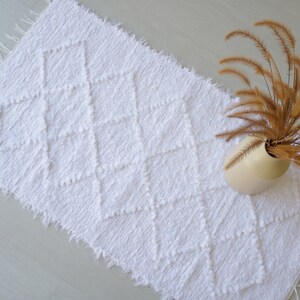 Small White Rug, White Design Geometric, Unique Rug, Bathroom Rug ...
