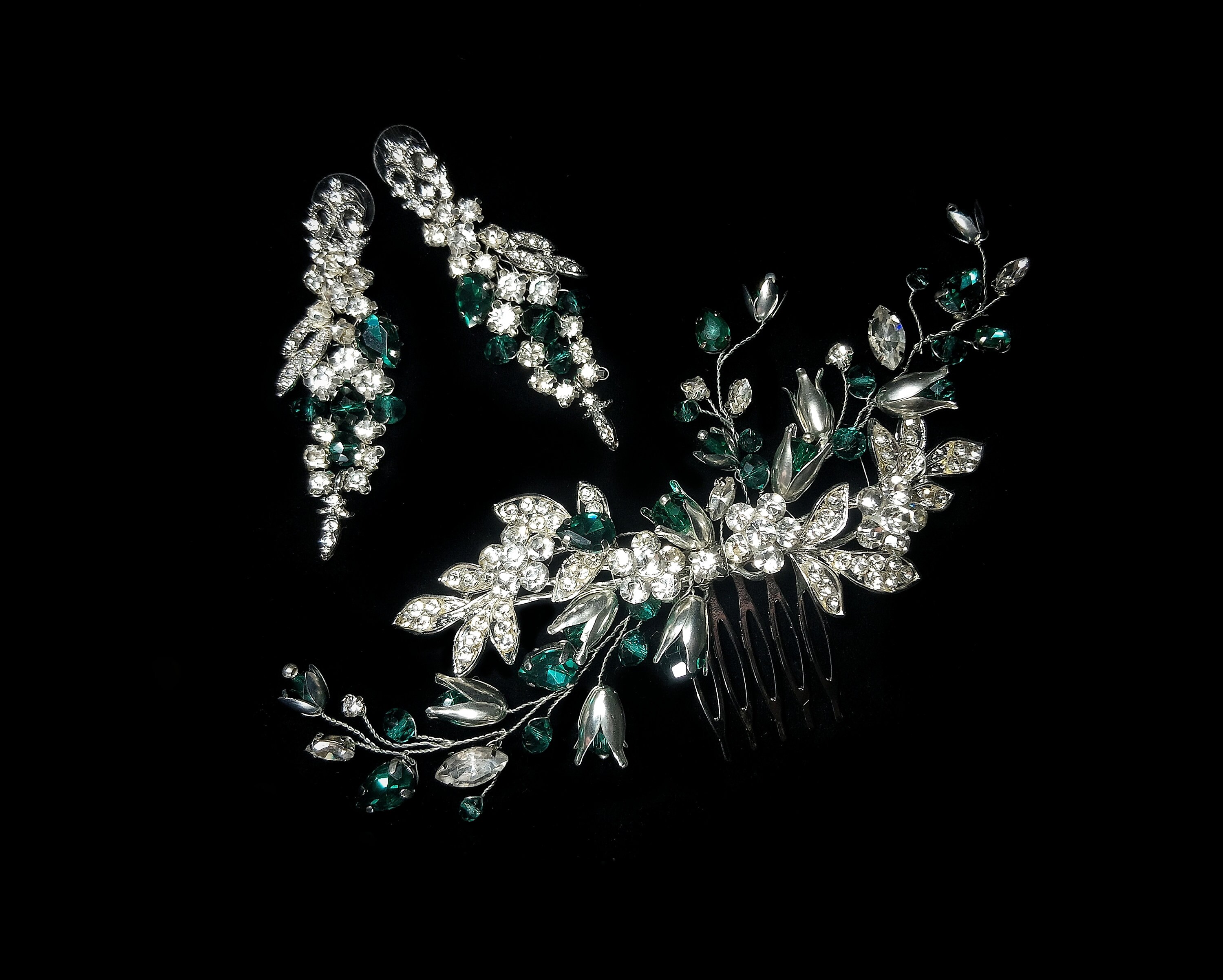 Silver bridal comb with emerald crystal Headpiece for bride | Etsy