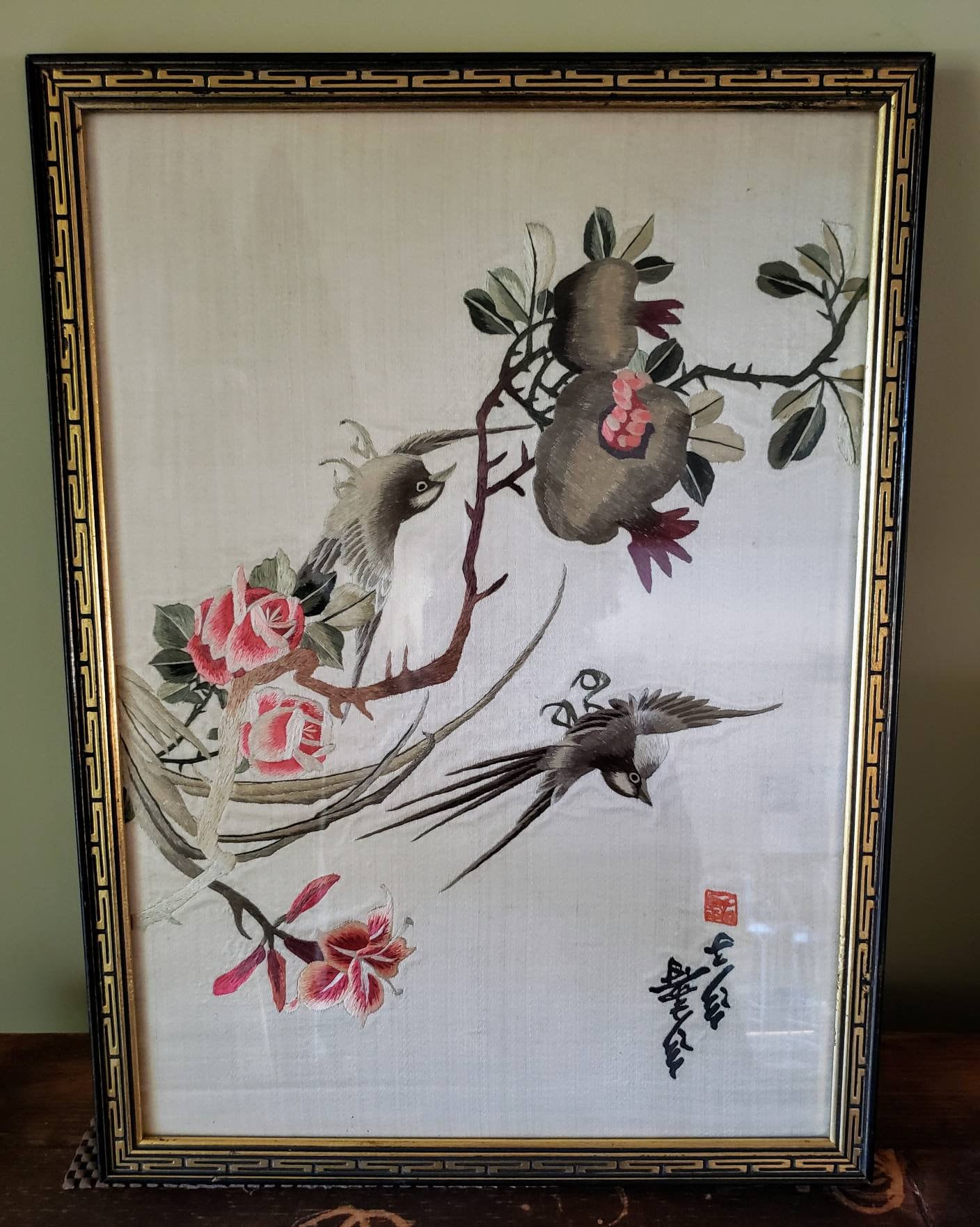 Chinese Silk Embroidery Signatures