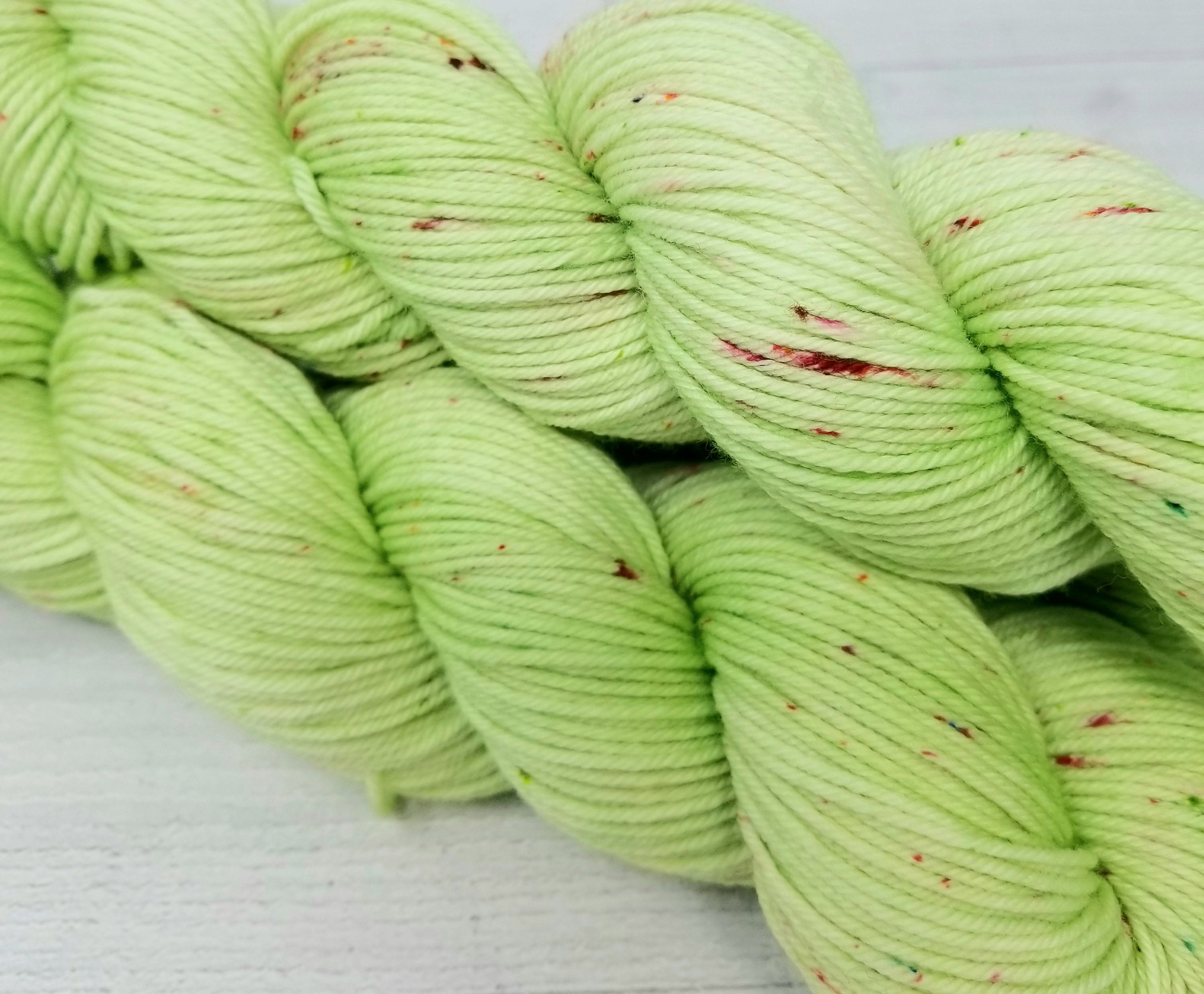 Spring Green dk yarn dk yarn hand dyed dk yarn light green | Etsy