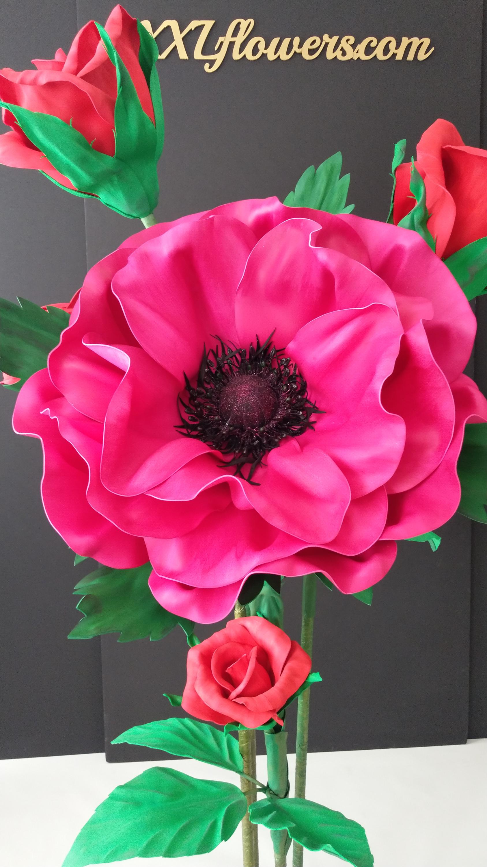 Giant Self- Standing Big Flower Composition / Giant Flowers / Wedding ...