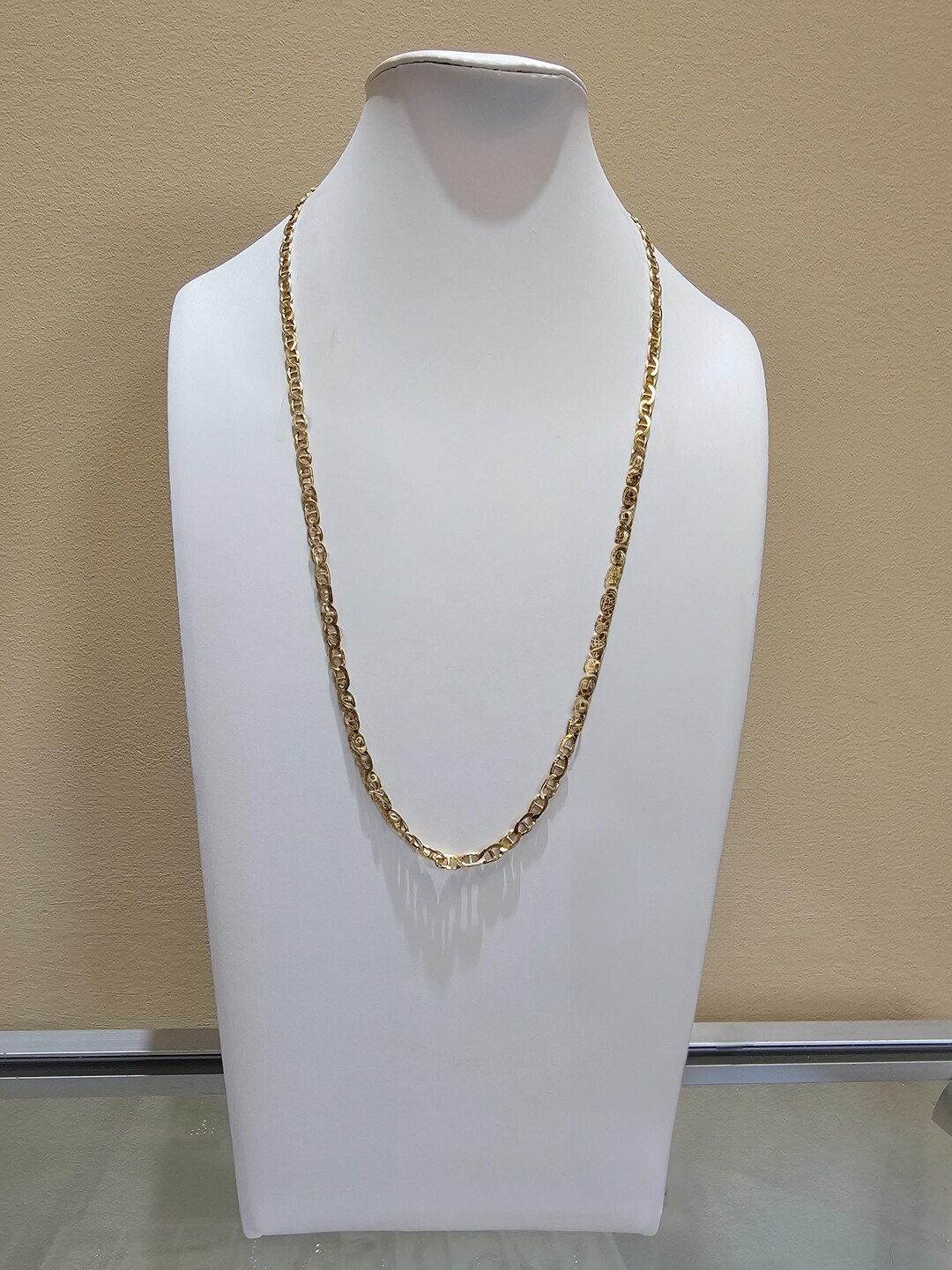 Circa 1980, a 24" Long X 4mm Wide 14k Yellow Gold Anchor Style Chain ...